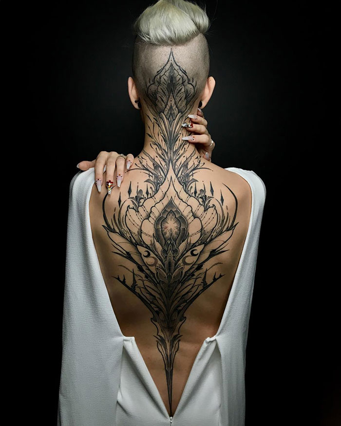 Full Back Tattoos for Women Ideas - Riccda